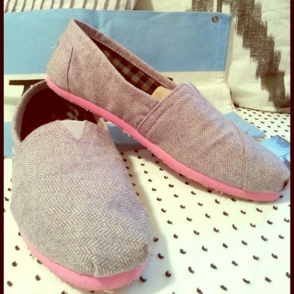 Toms | Shoes | Toms Purple Herringbone With Pink Soles Shoes | Poshmark